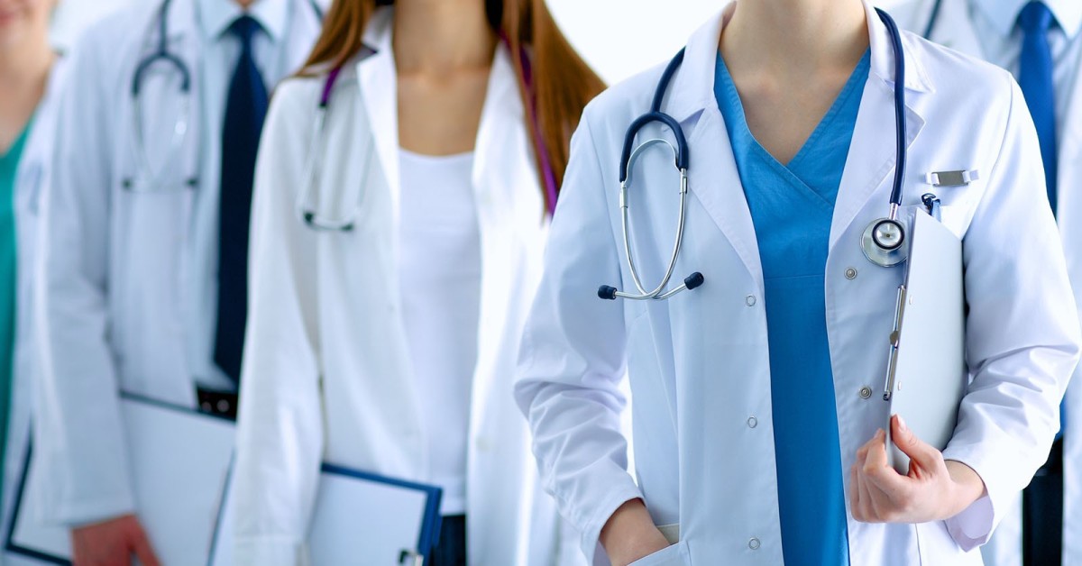 Urologe oder Urologin? Hängt davon ab, wie stark es schmerzt!